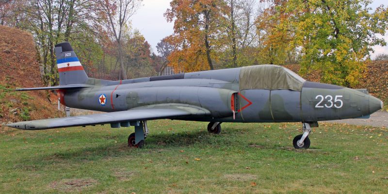 SOKO J-21 Jastreb: Yugoslavia's Advanced Single-Engine Jet Aircraft