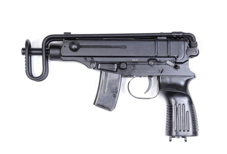 FN PS90: A commercial version of legendary FN P90
